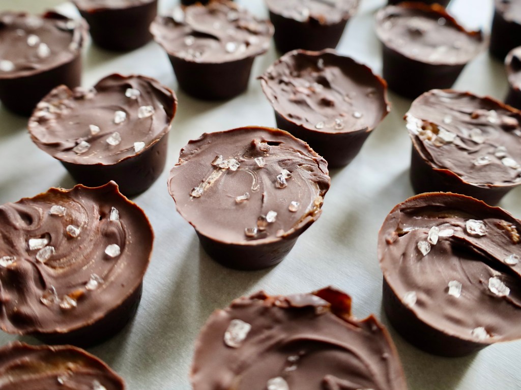 Crispy Chocolate Almond Cups