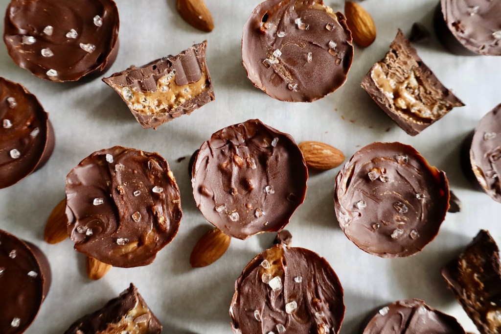 Crispy Chocolate Almond Cups